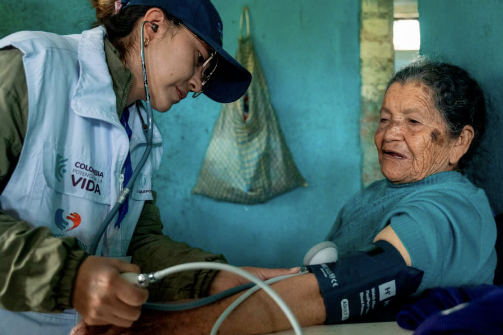 Más de 8 millones de hogares han recibido atención de los equipos básicos (EBS) y especializados ...